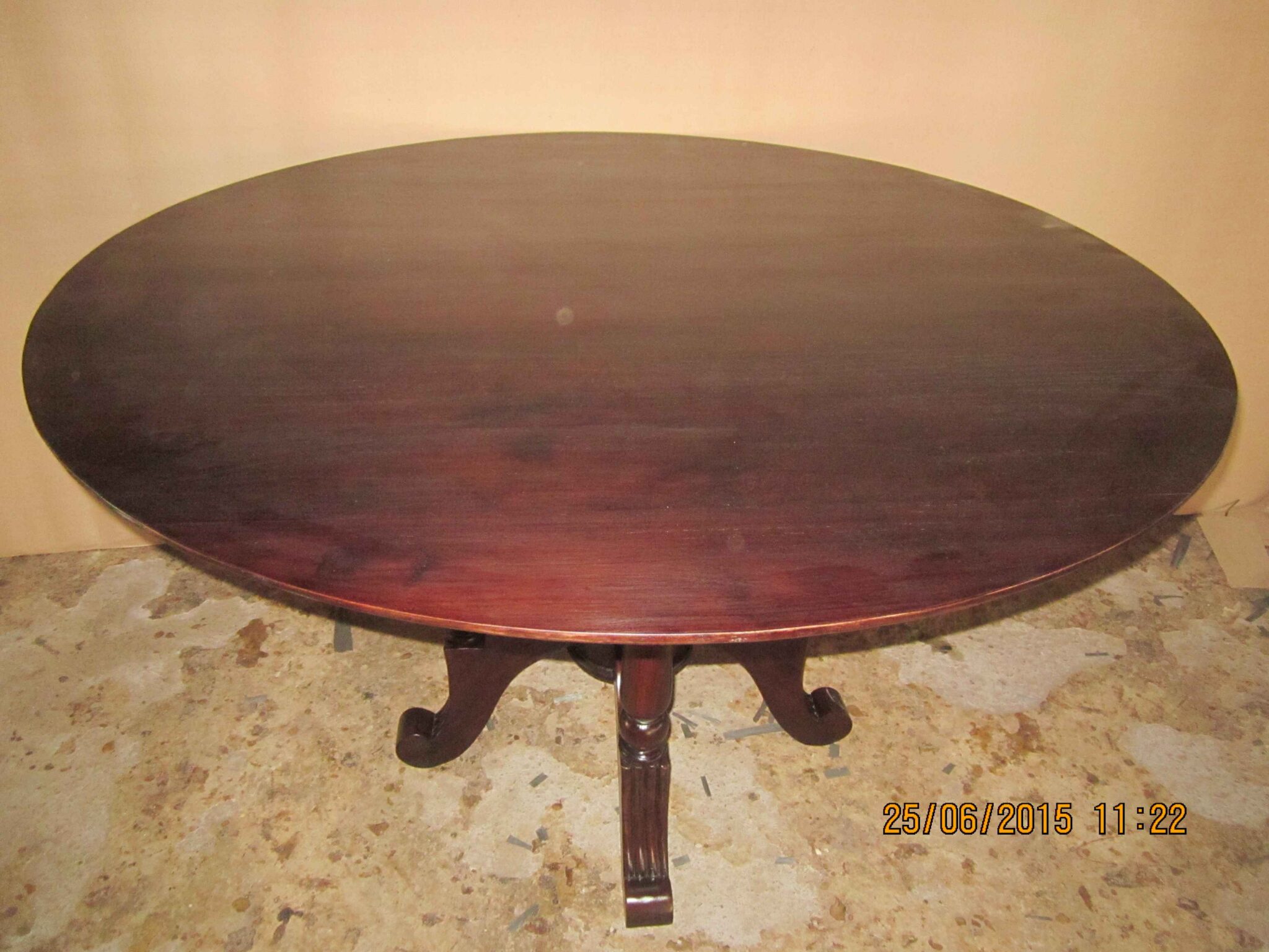 Kopitiam Round Table With Plank – CV. Ideal Furniture